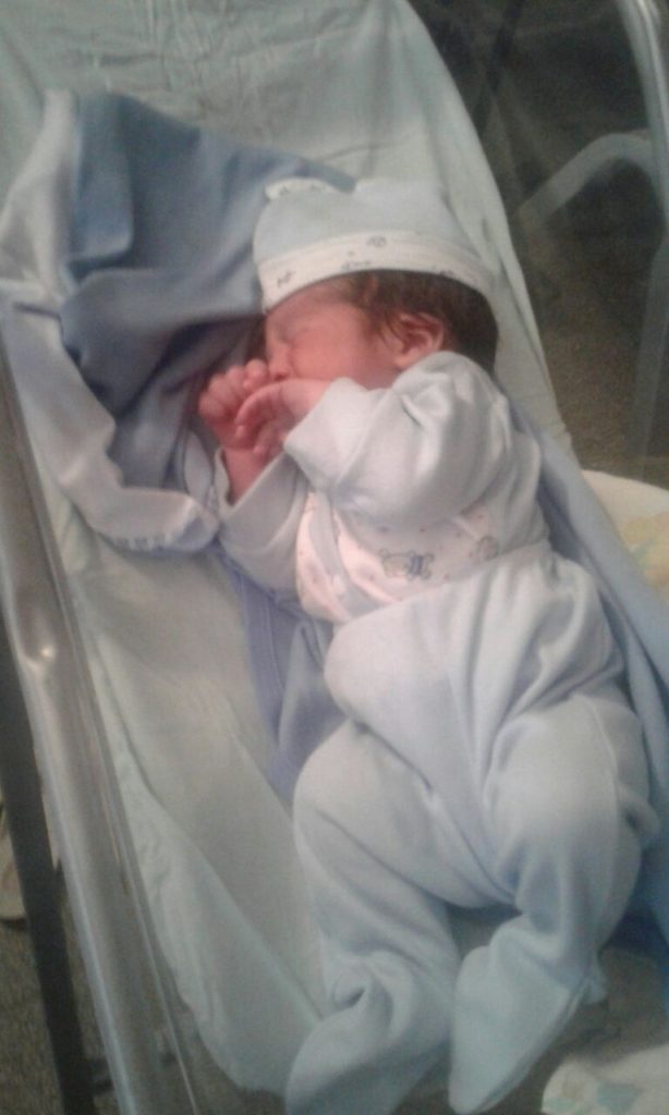 Johan, el primer bebé del 2018 - CañuelasYa!